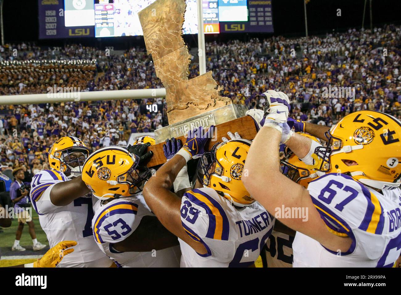 Baton Rouge, LA, USA. 23rd Sep, 2023. LSU players Tyree Adams (71 ...