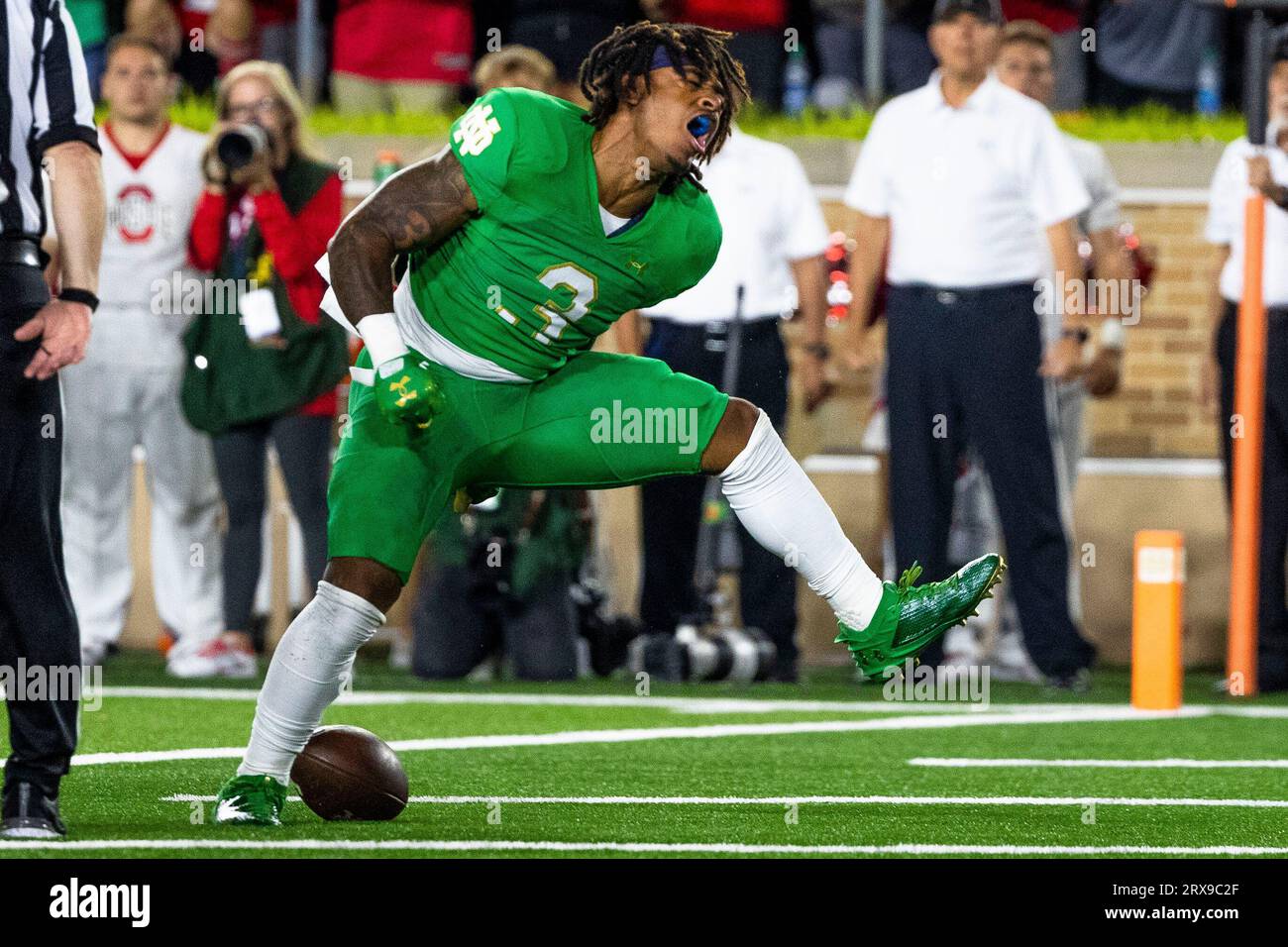 Notre Dame running back Gi'Bran Payne celebrates after scoring against ...