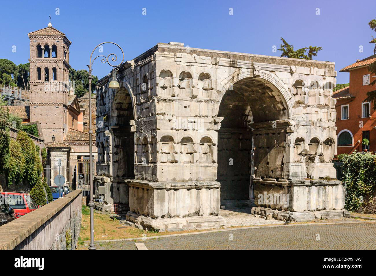 Roman arch janus hi-res stock photography and images - Alamy