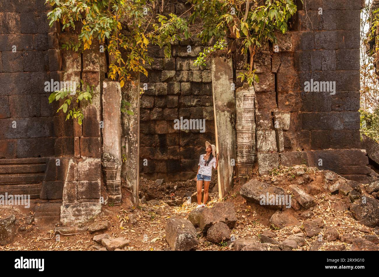 Angkorian civilization hi-res stock photography and images - Alamy