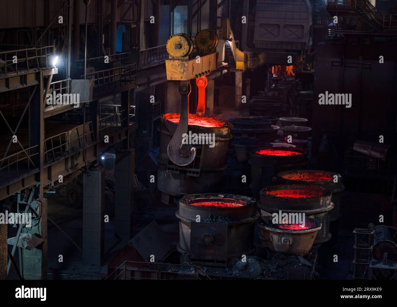 HUAI'AN, CHINA - SEPTEMBER 23, 2023 - Workers work at a steel workshop ...