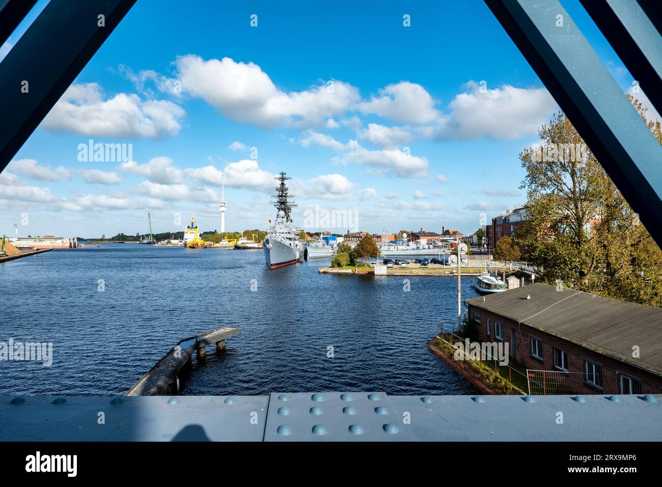 View from the Kaiser-Wilhelm-Bridge to the harbor with ships ...