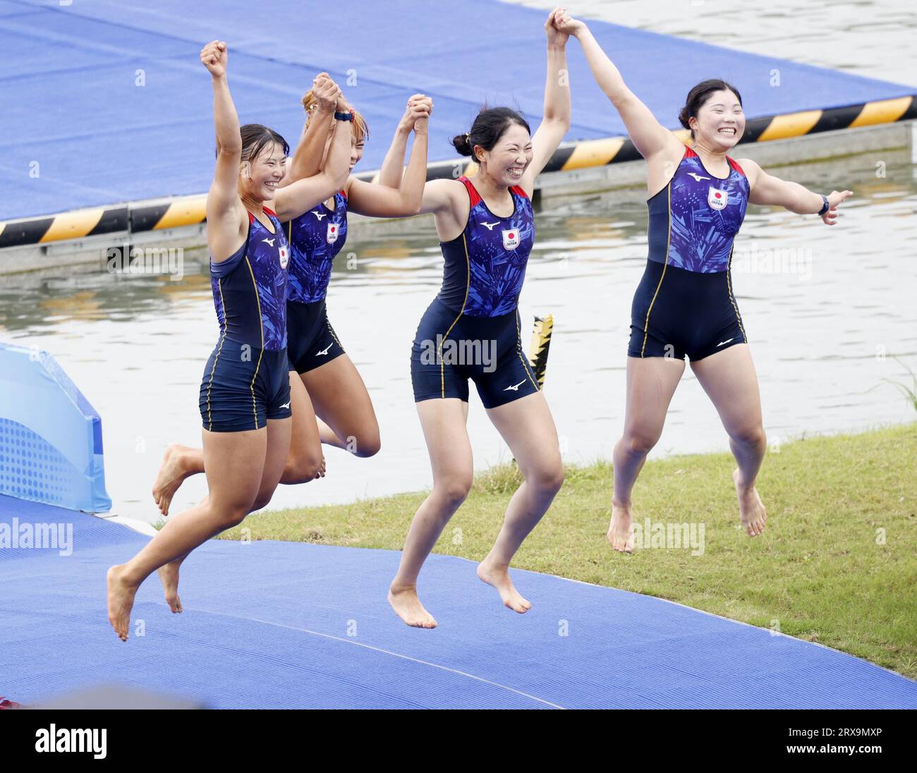Japanese rowing team members -- (from L) Akiho Takano, Sayaka Chujo, Haruna Sakakibara and ...
