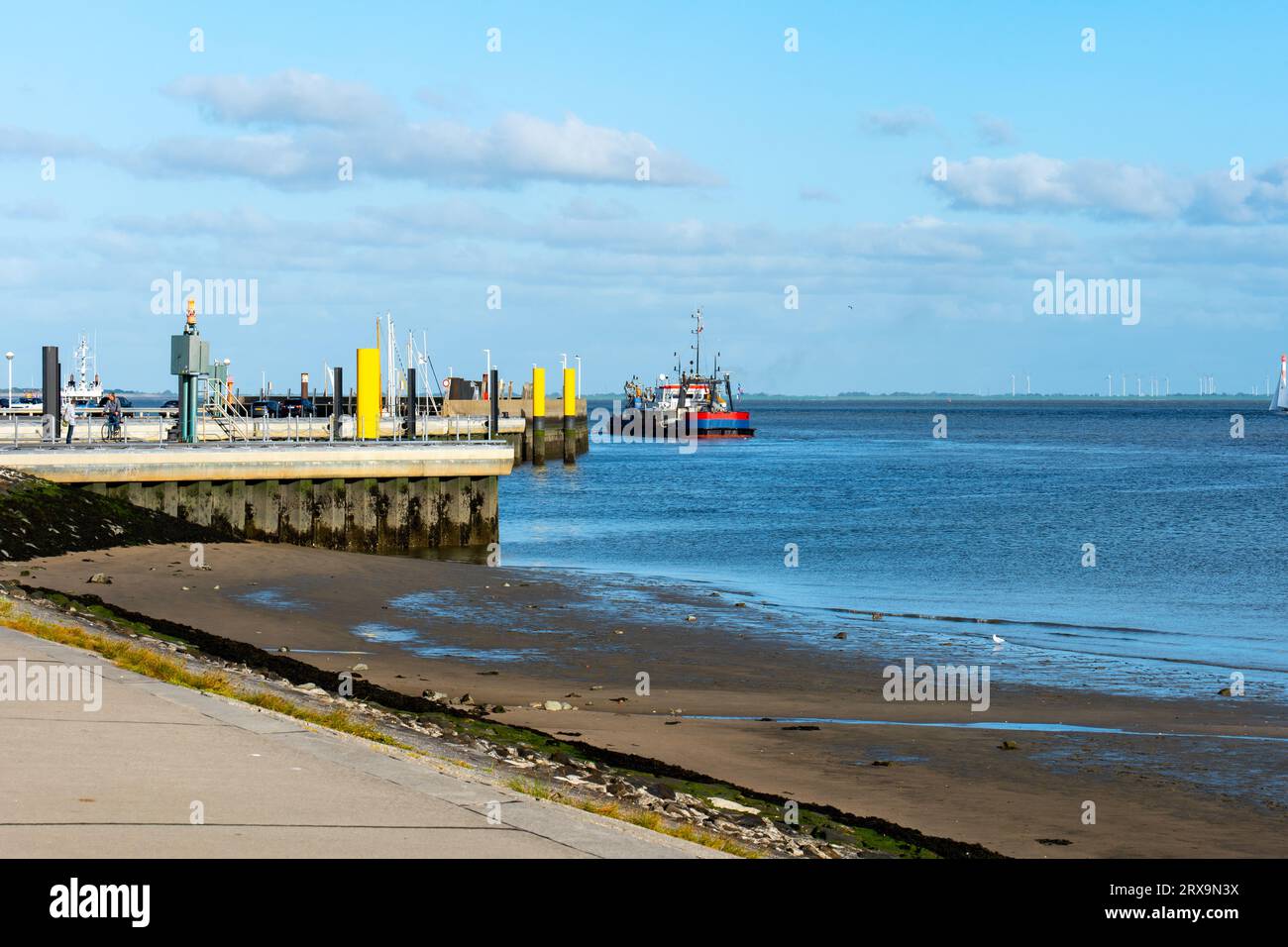 Wilhelmshaven port hi-res stock photography and images - Alamy