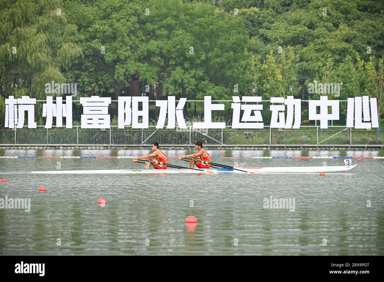 Hangzhou, China's Zhejiang Province. 24th Sep, 2023. Liu Zhiyu (R) and Zhang Liang of China ...