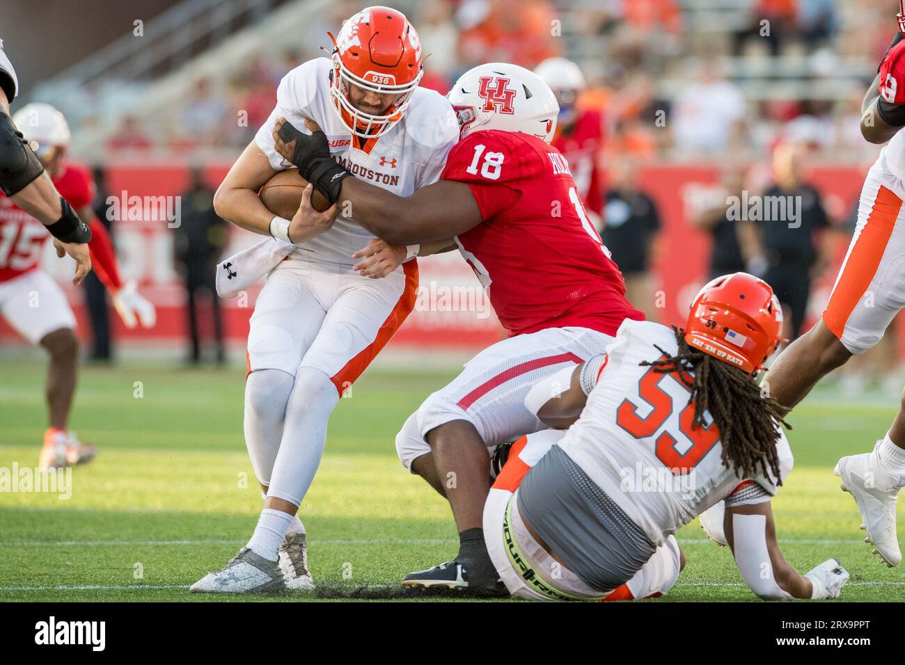 September 23, 2023: Houston Cougars defensive lineman Anthony Holmes Jr ...