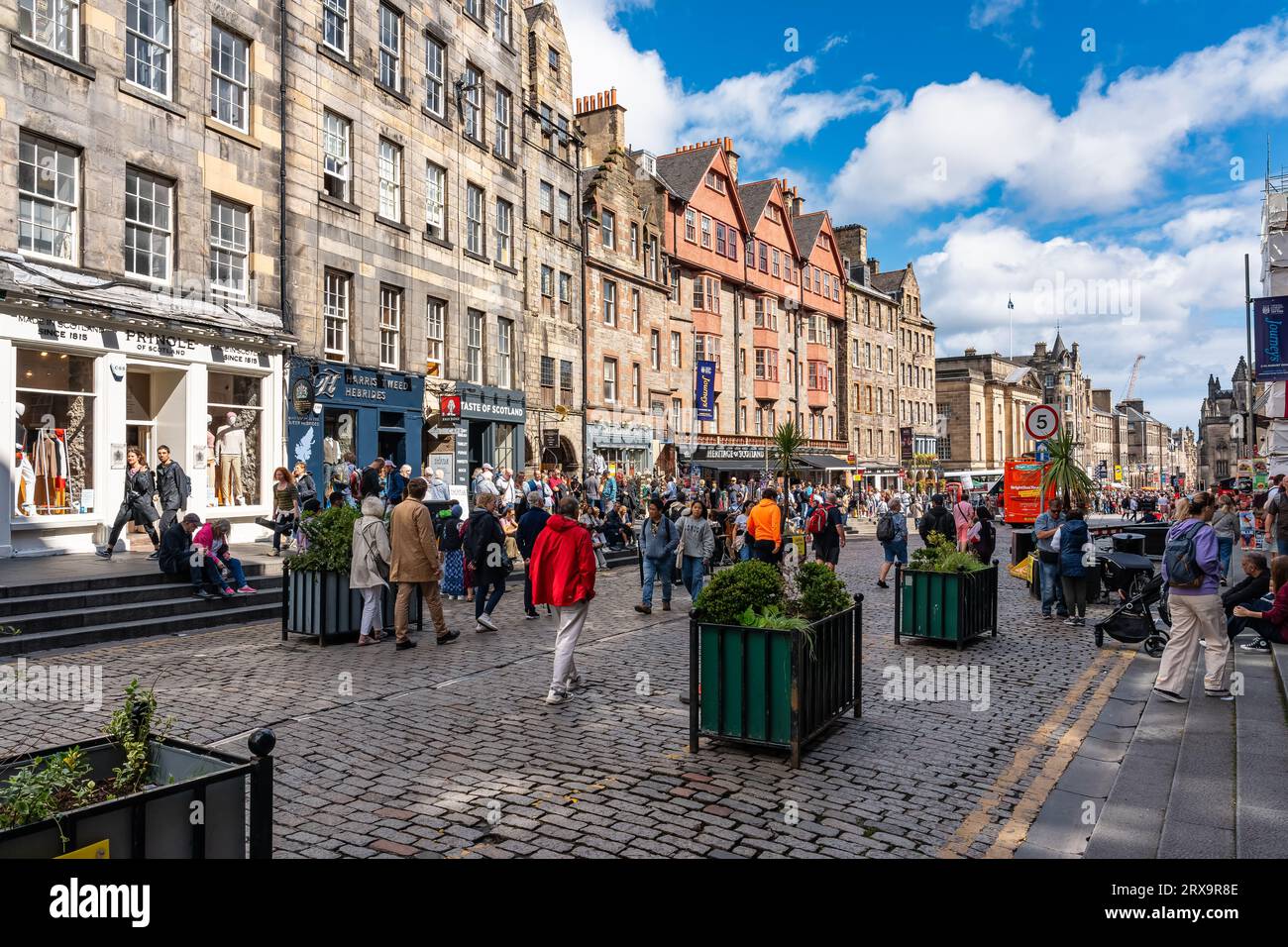 Edinburgh, Scotland, UK, August 22, 2023: Royal Mile packed with ...