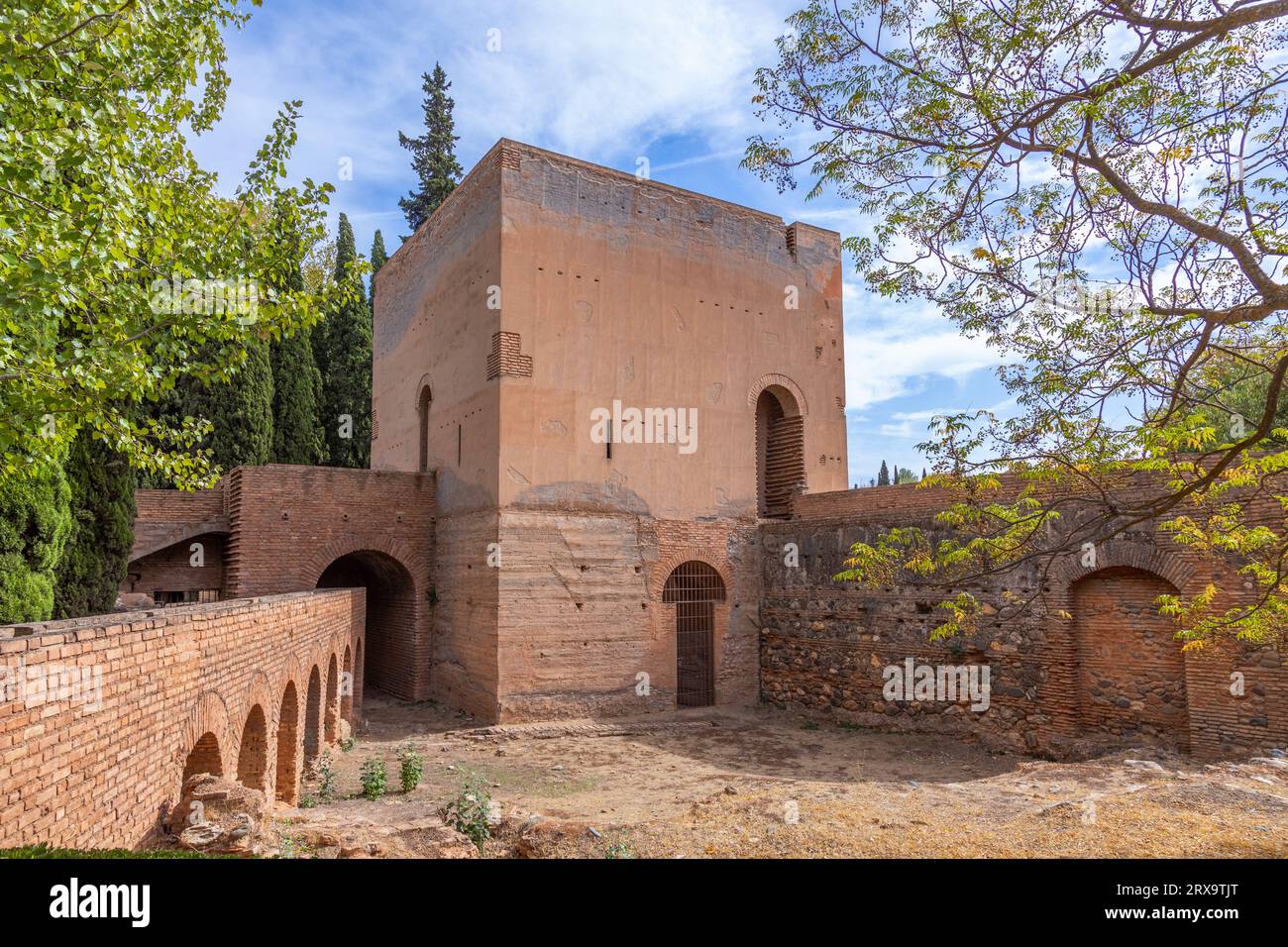 Alhambra de Granada. Palace and fortress. Ramparts, interiors ...