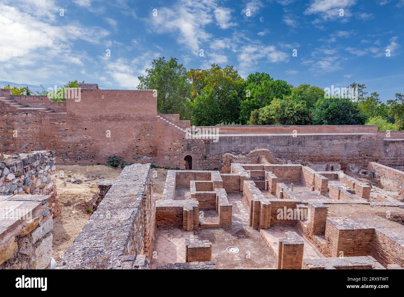 Alhambra de Granada. Palace and fortress. Ramparts, interiors ...