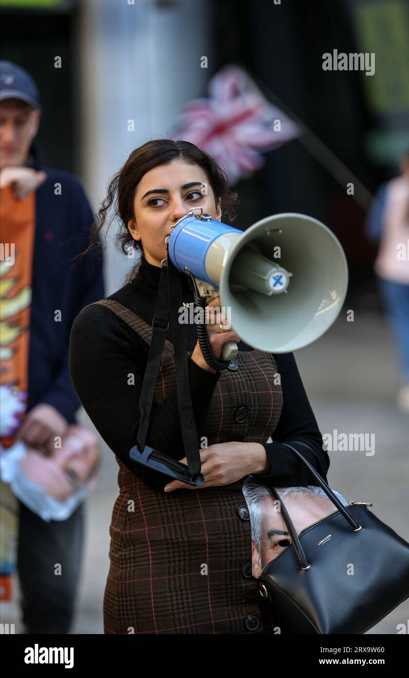 London, UK. 23rd Sep, 2023. Activist Nazarin Veronica speaks through a ...