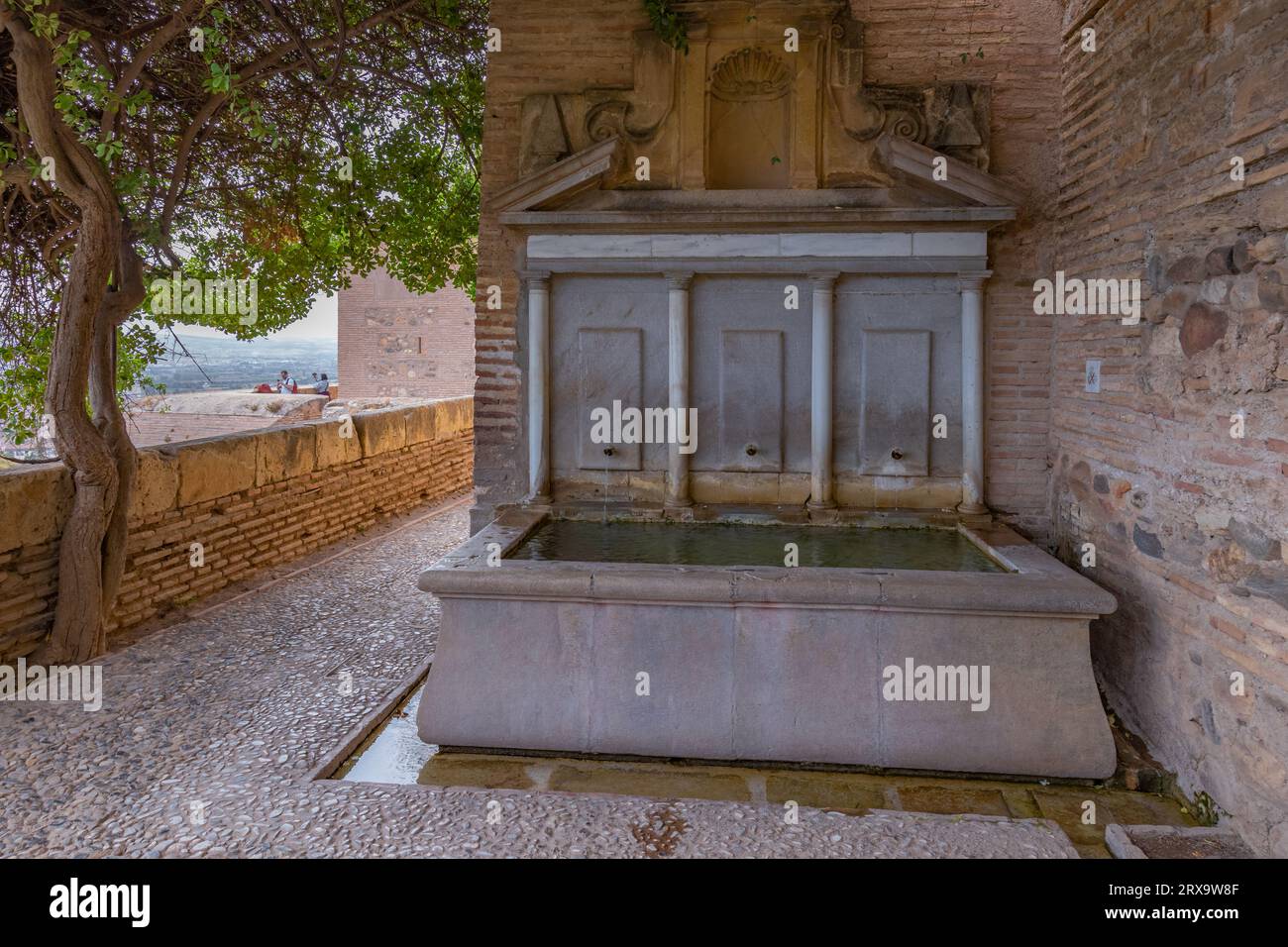 Alcazaba medieval fortress, Alhambra de Granada complex. Ramparts ...