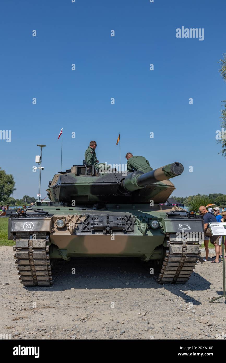 Tank Leopard 2, Polish Army, Public presentation of Polish weapon ...