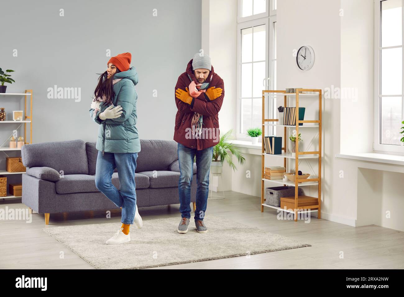 Man shivering indoor hi-res stock photography and images - Alamy