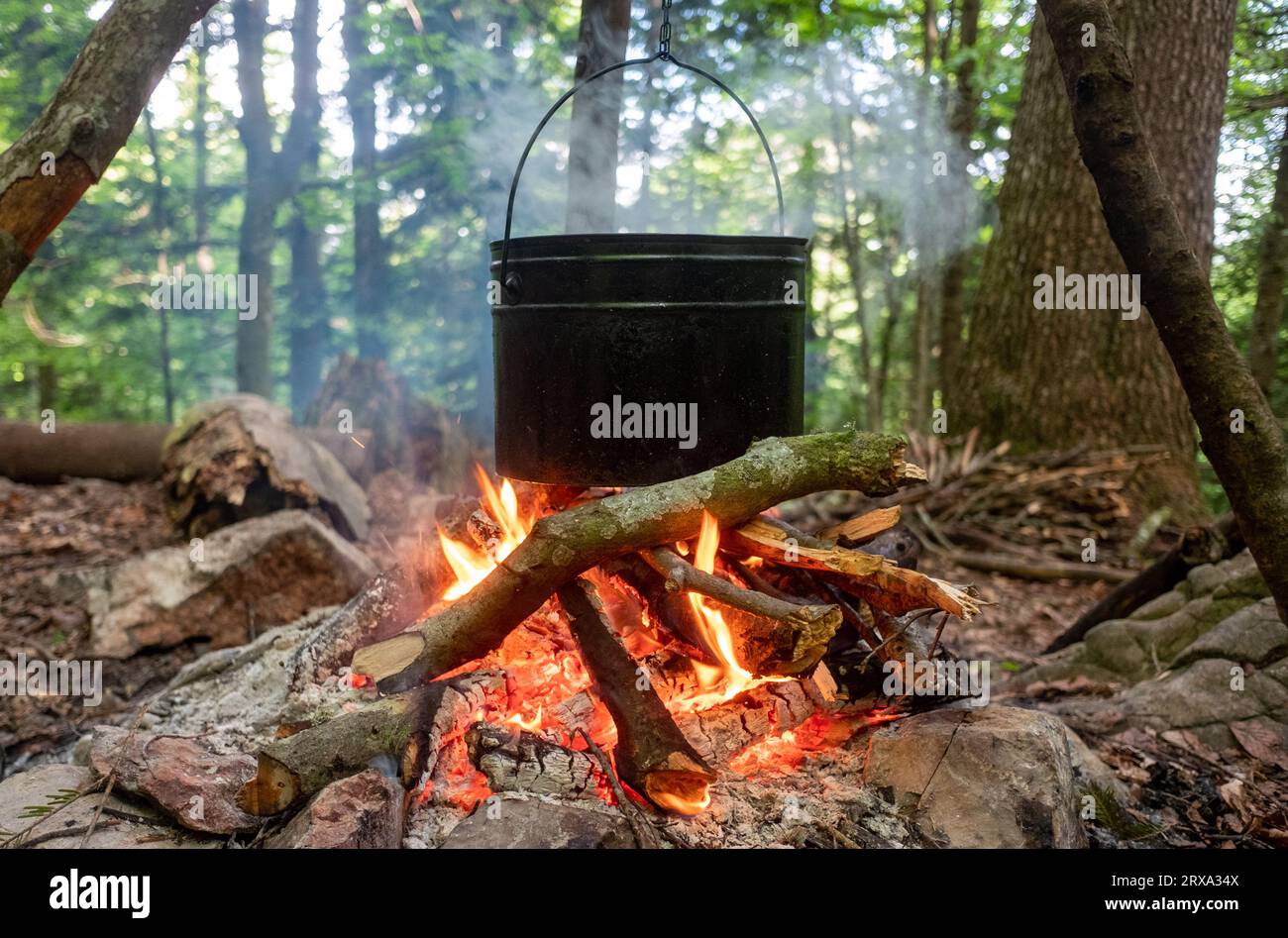 The water boils hi-res stock photography and images - Alamy