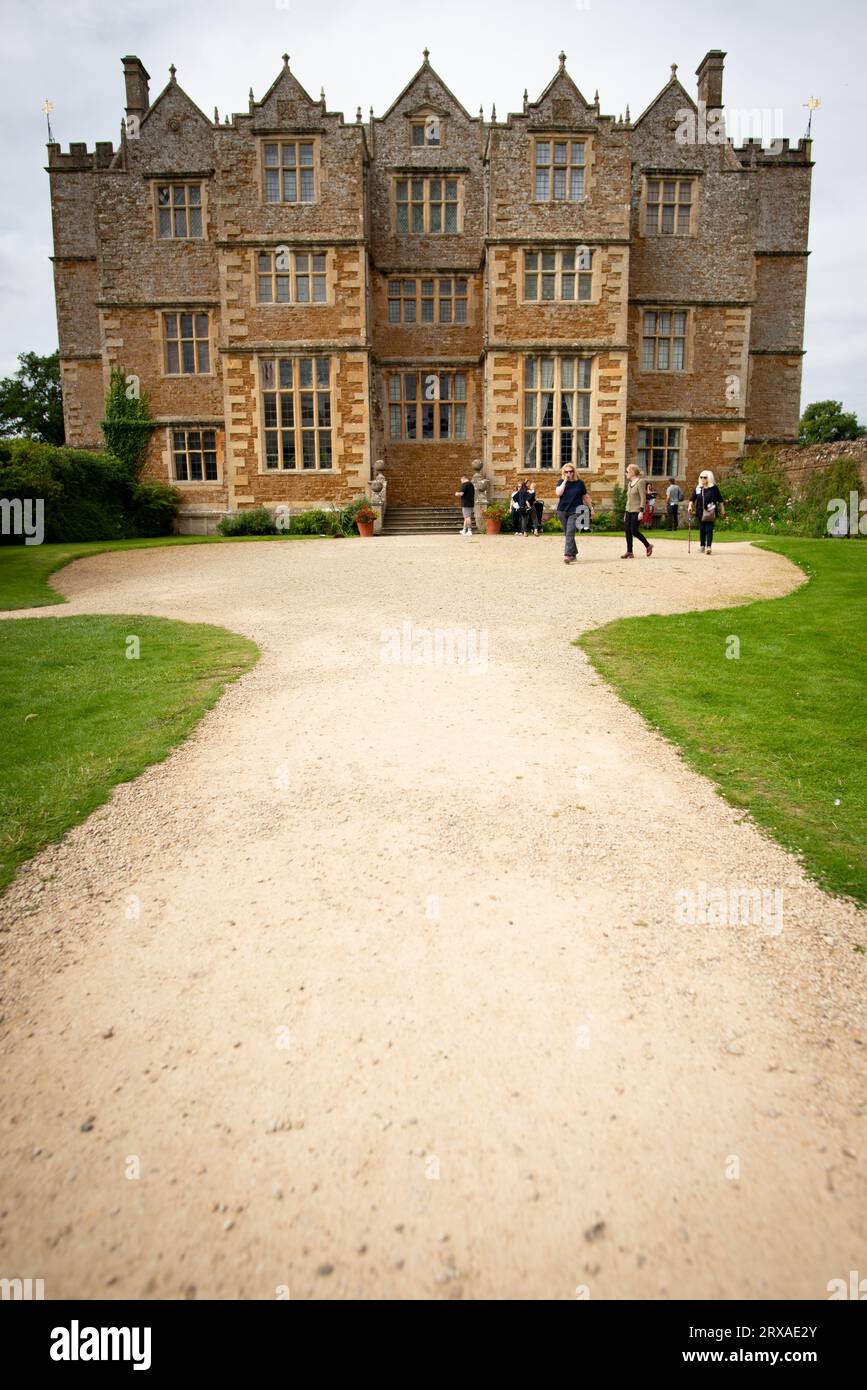 Cotswolds chastleton house hi-res stock photography and images - Alamy