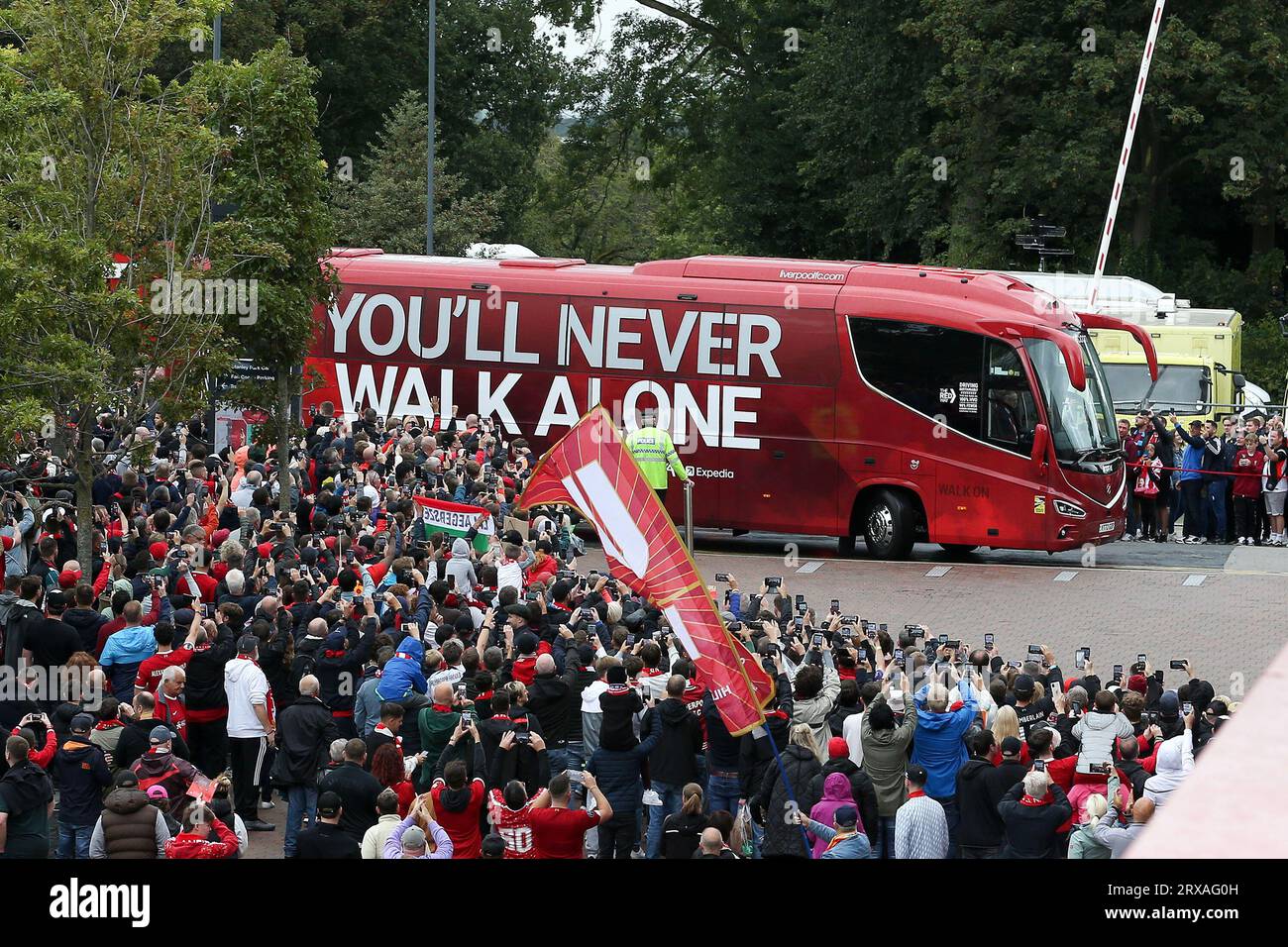 Football team buses hi-res stock photography and images - Alamy