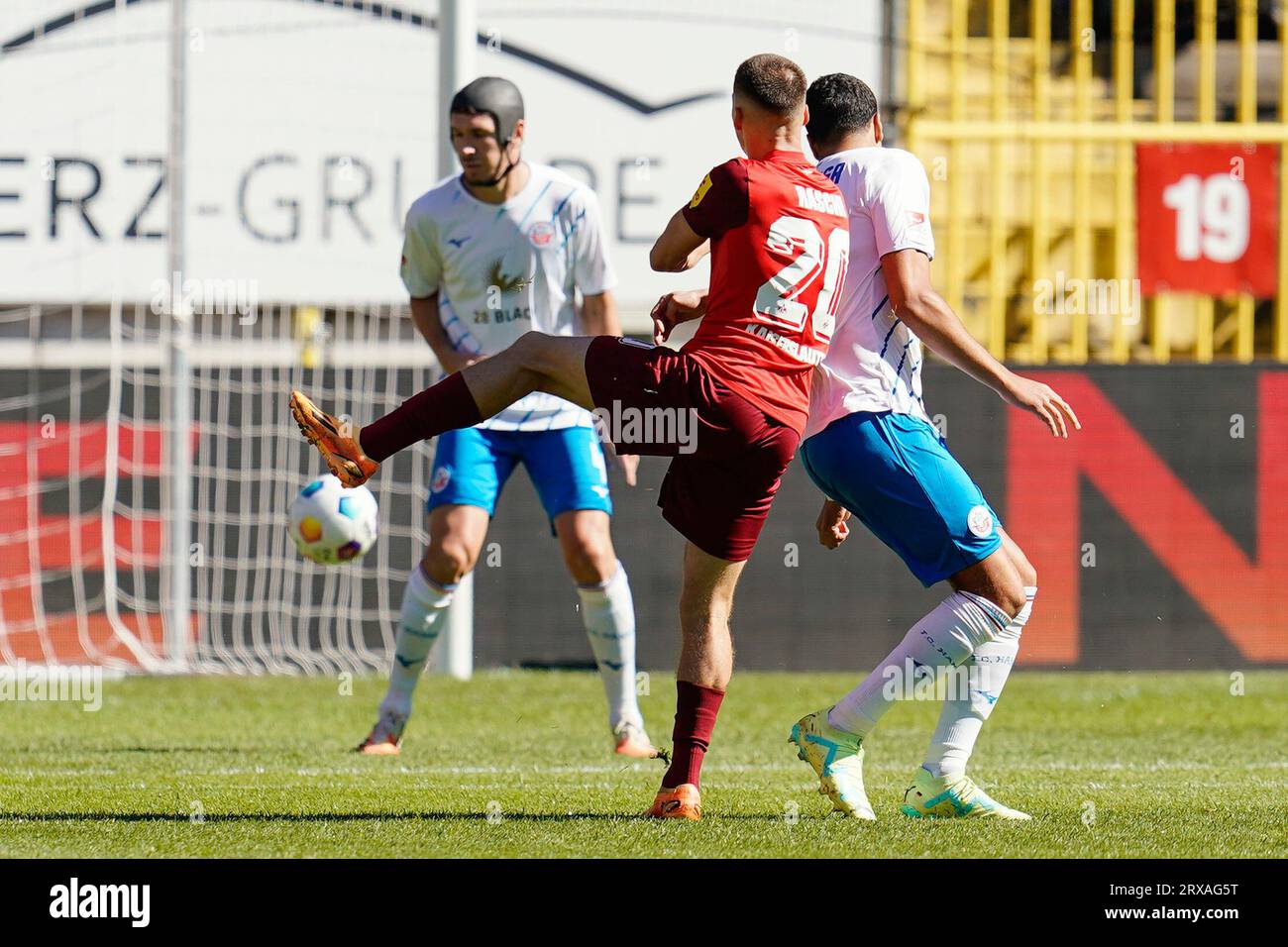 Kaiserslautern, Germany. 24th Sep, 2023. Soccer: 2nd Bundesliga, 1. FC ...