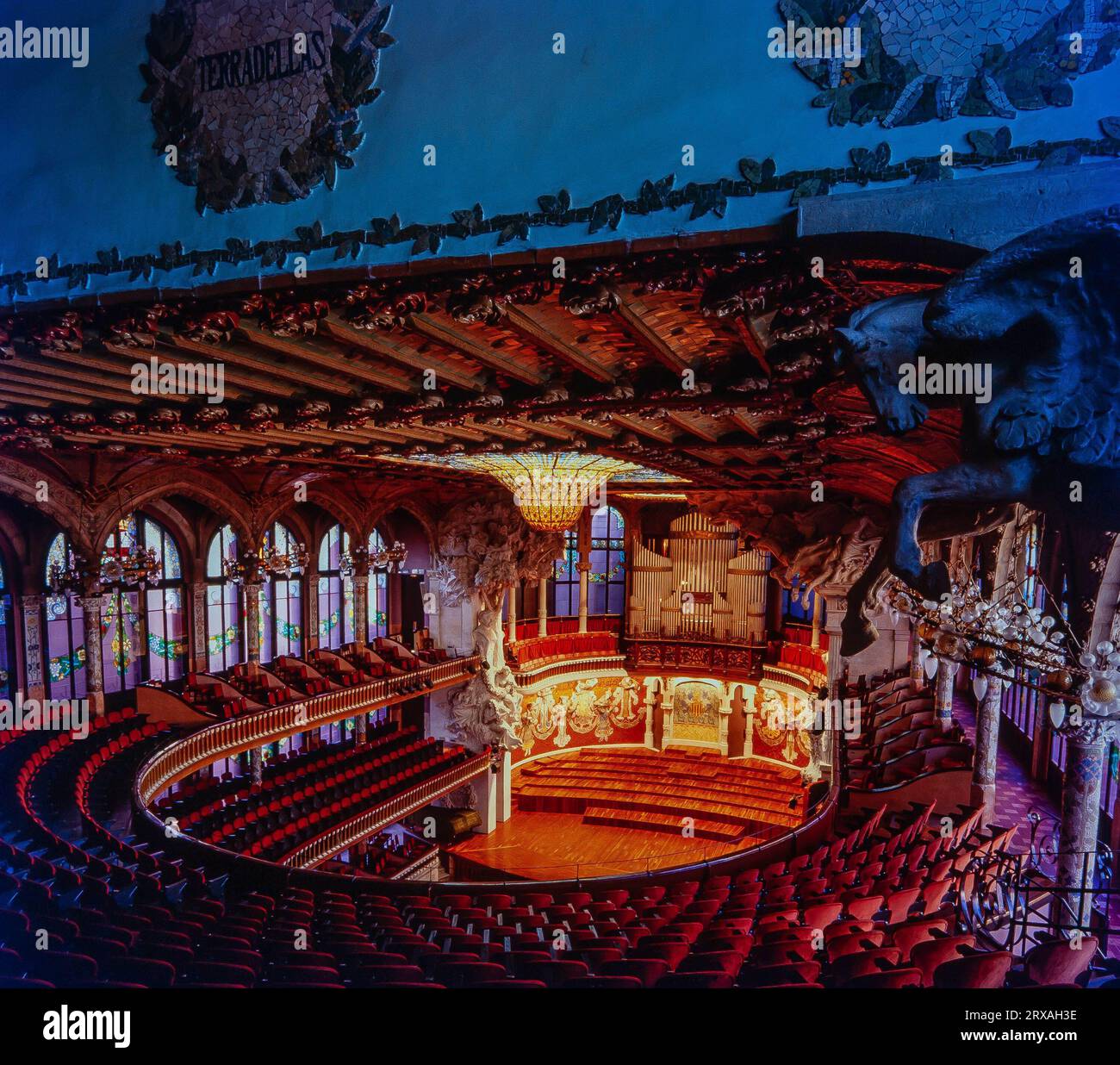 Detalle del las Musas del escenario del Palau de la Música Catalana de ...