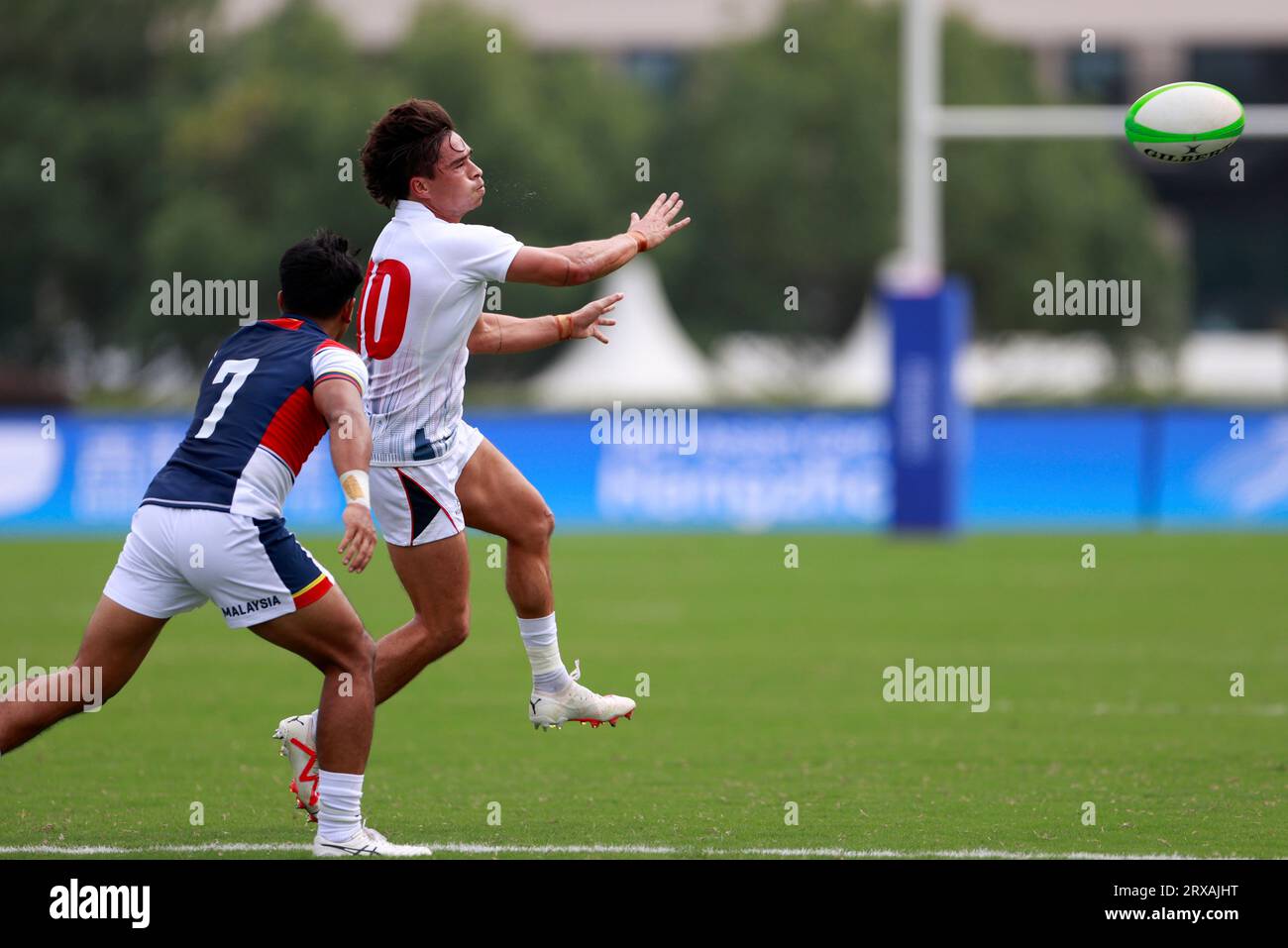 Hangzhou, China's Zhejiang Province. 24th Sep, 2023. Russell Elliot Webb (R) of China's Hong ...