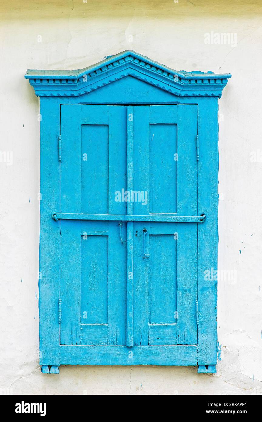 Old typical wooden ukrainian window in Kiev Stock Photo - Alamy