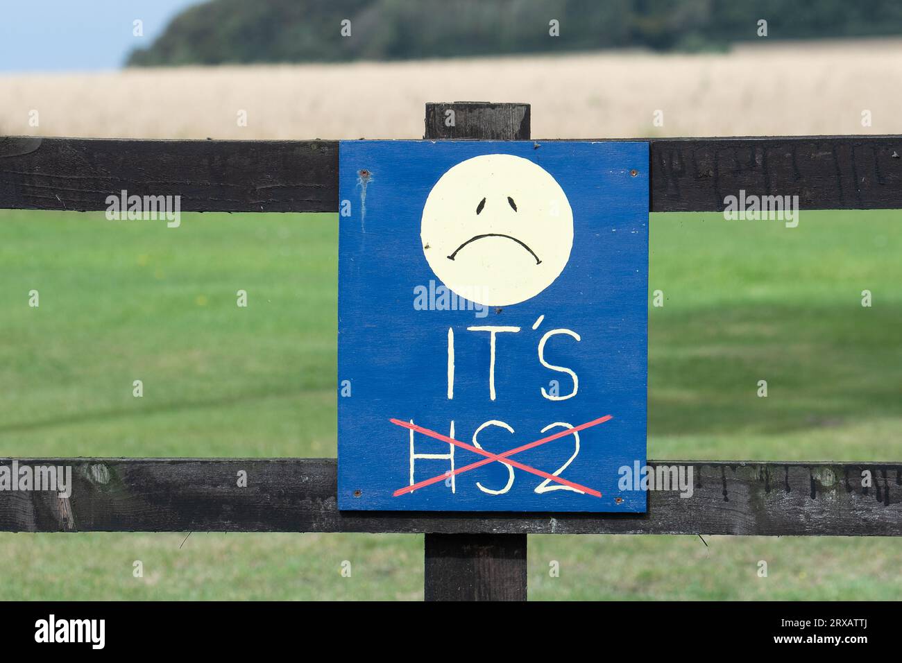 Anti hs2 signs hi-res stock photography and images - Alamy