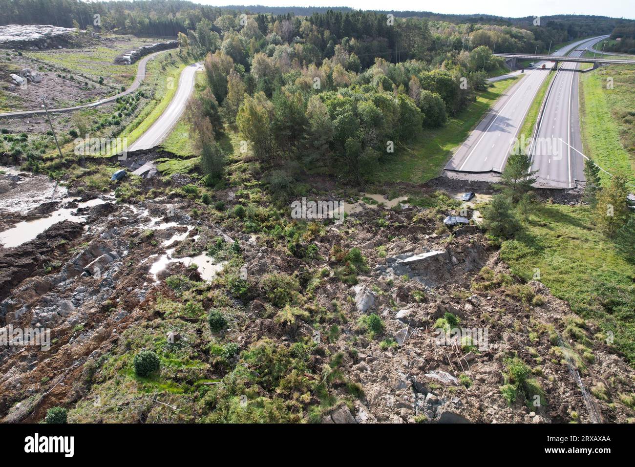 Stenungsund, Sverige. 24th Sep, 2023. Large damages at E6 near ...