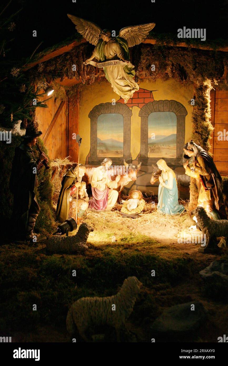 Nativity scene in St. Peter's parish church, Dieburg, Hesse, Christmas ...
