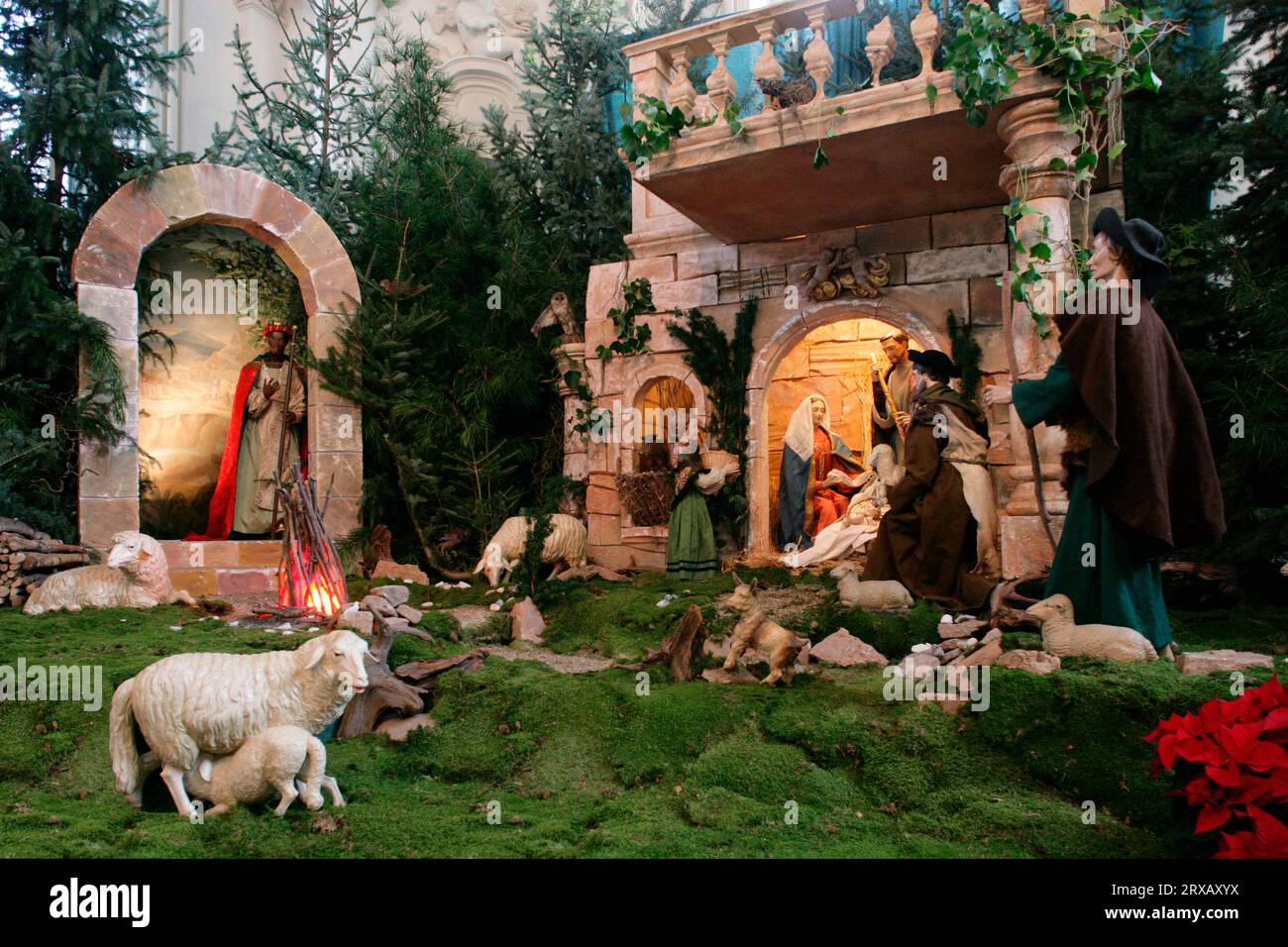 Nativity scene in the cathedral, Fulda, Hesse, Christmas cot, Germany ...