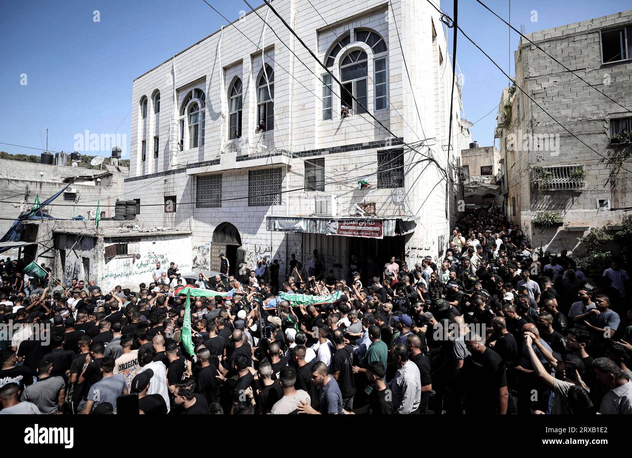 Nur Shams, Palestinian Territories. 24th Sep, 2023. Mouners carry the ...