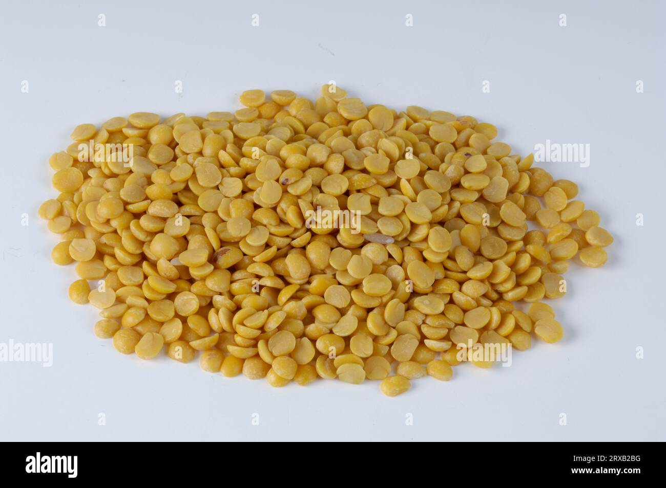 Lentils (Lens esculenta) 'Toor dal Stock Photo - Alamy