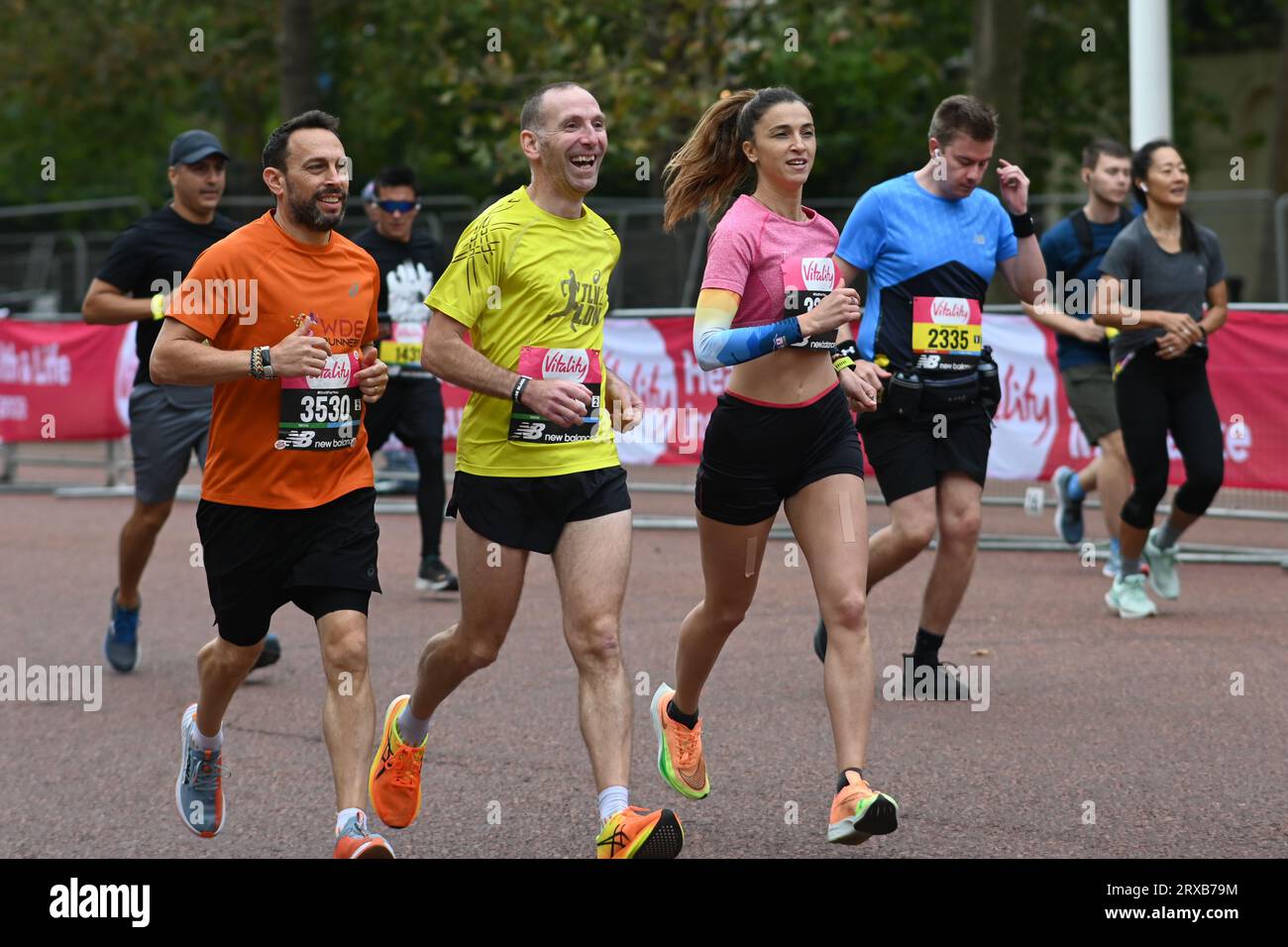 London, UK. 24th Sep, 2023. Thousands of runners Vitality London 10,000 ...