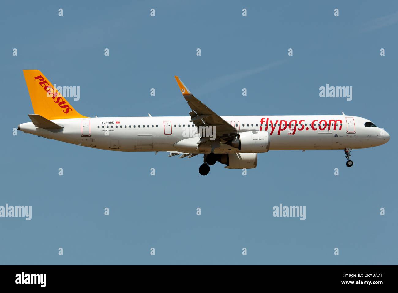 A320 family hi-res stock photography and images - Alamy