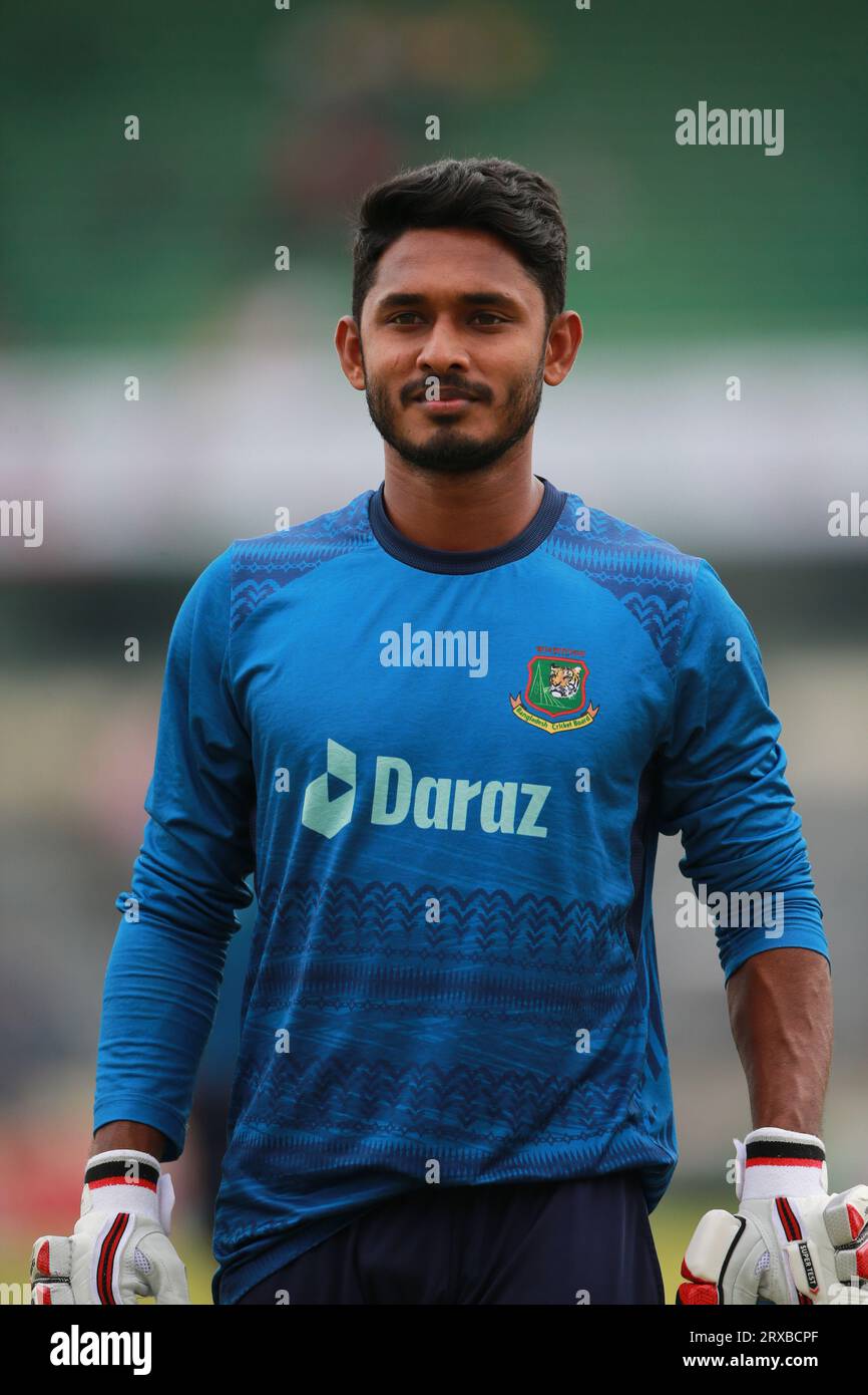 Tanzid hasan tamim hi-res stock photography and images - Alamy