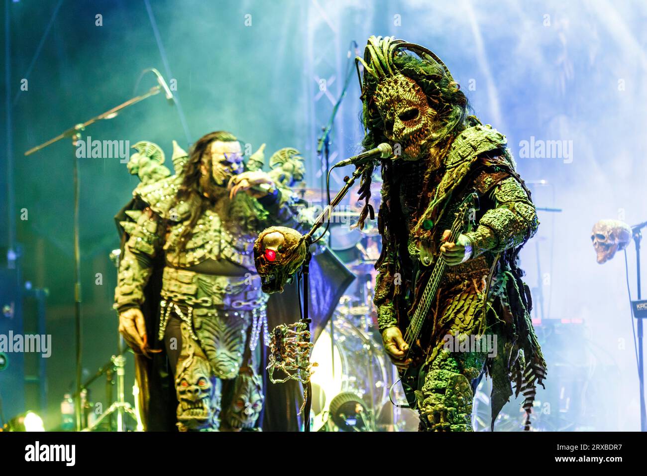 Bühnenoutfit hi-res stock photography and images - Alamy