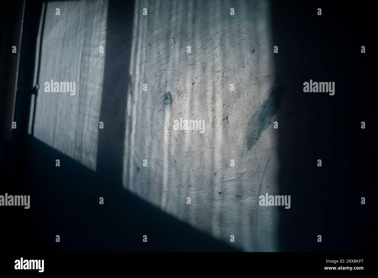 Reflection from window hi-res stock photography and images - Alamy