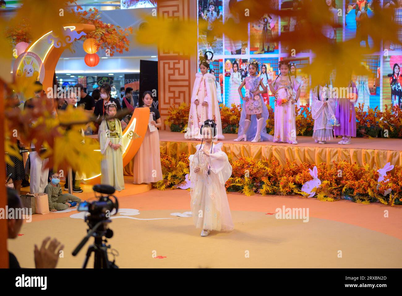 Kuala Lumpur, Malaysia. 24th Sep, 2023. Children wearing Hanfu, an ...