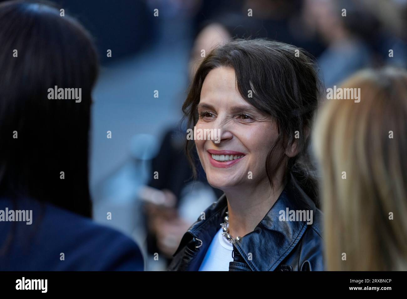 Juliette Binoche arrives for the Giorgio Armani women's Spring Summer ...