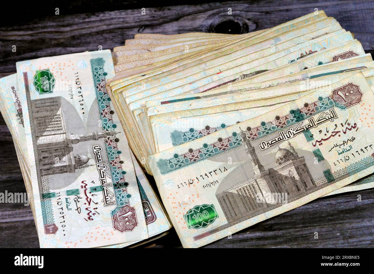 100 pound note hi-res stock photography and images - Alamy