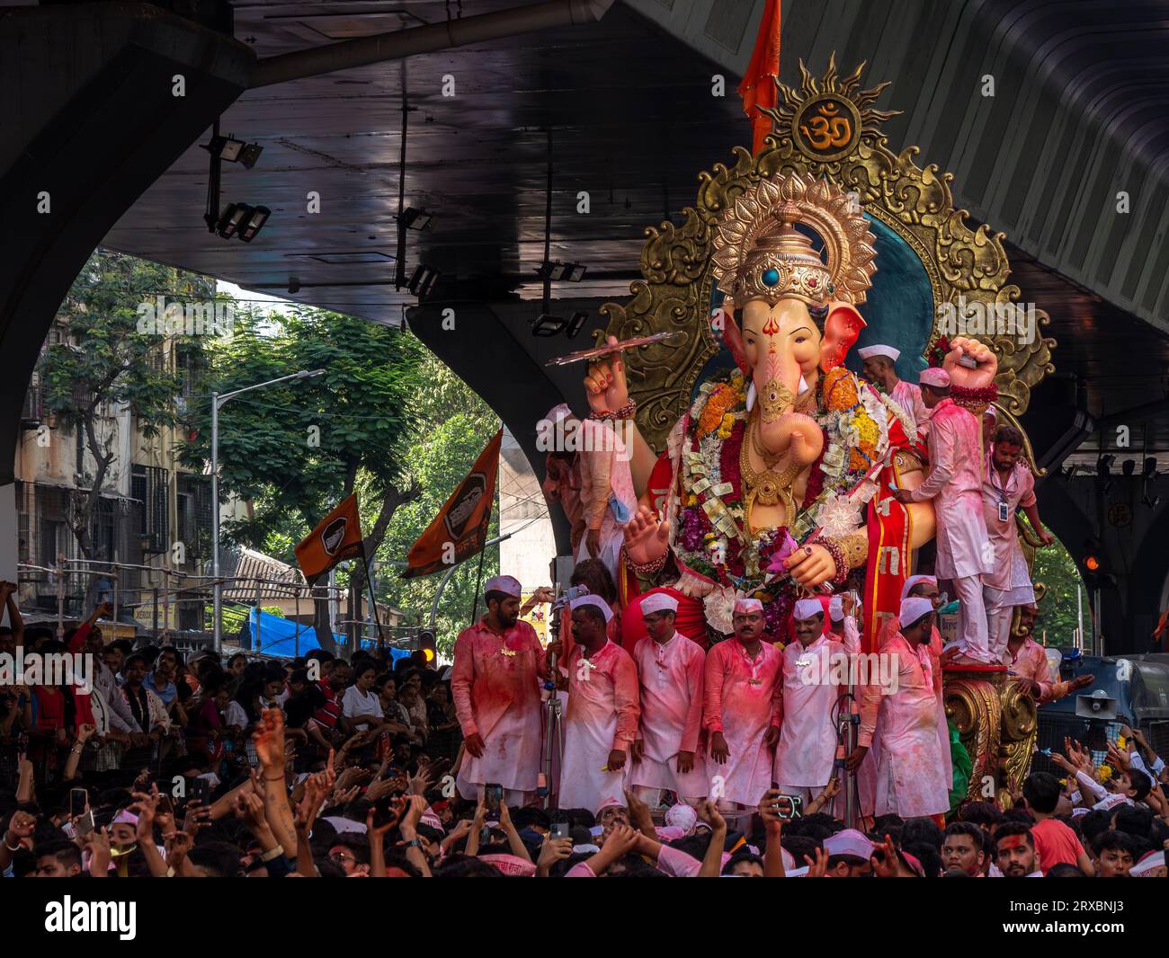 Mumbai, India - September 09,2022: Thousands of devotees bid adieu to ...