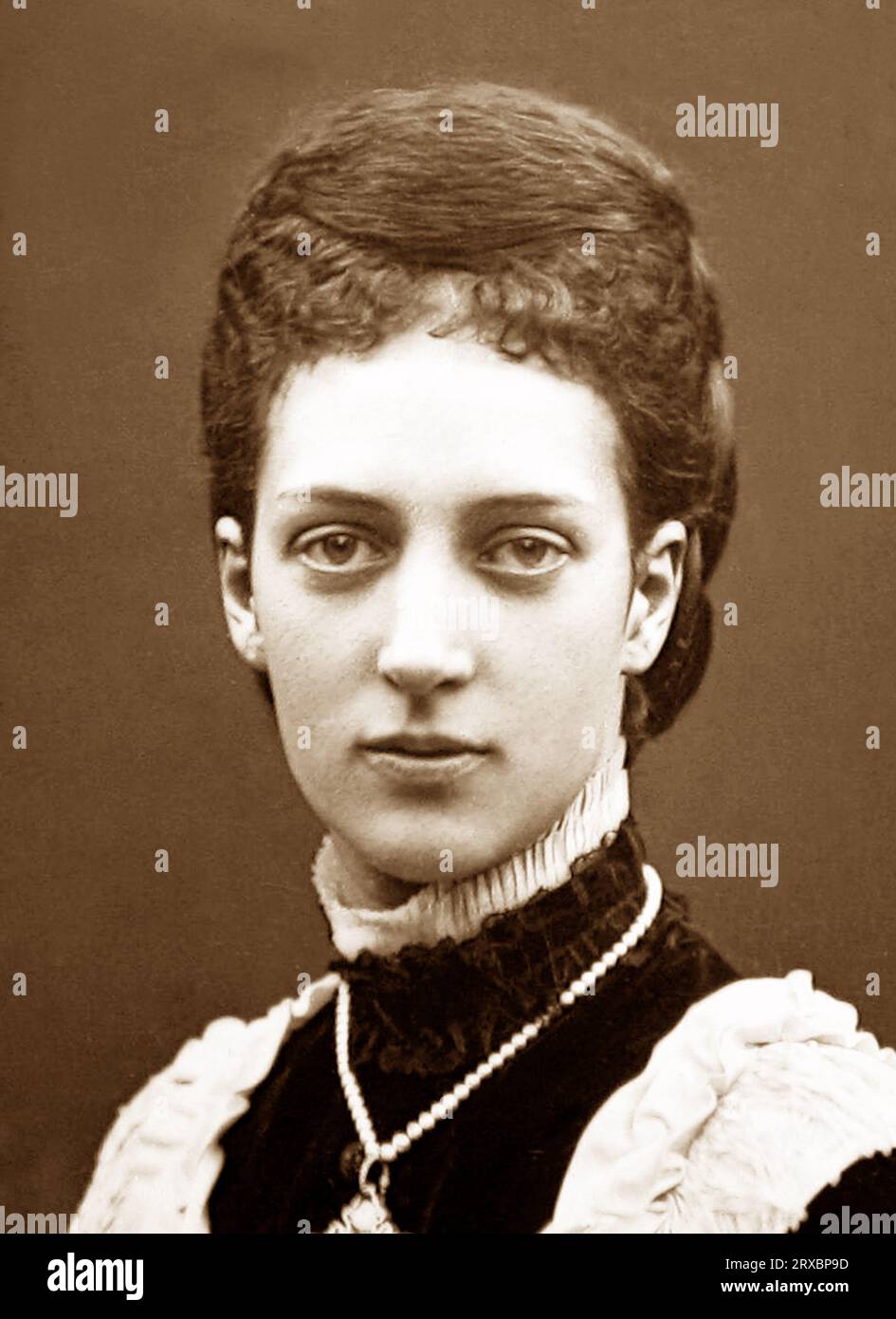 Victorian queen hi-res stock photography and images - Alamy