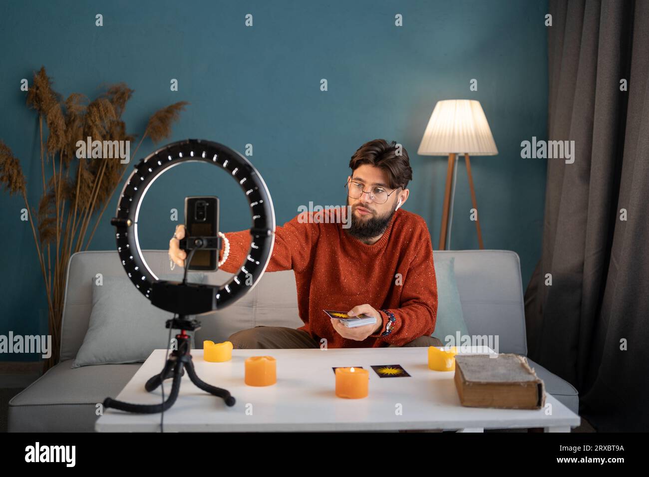 Male sorcerer tarot card reader hi-res stock photography and images - Alamy