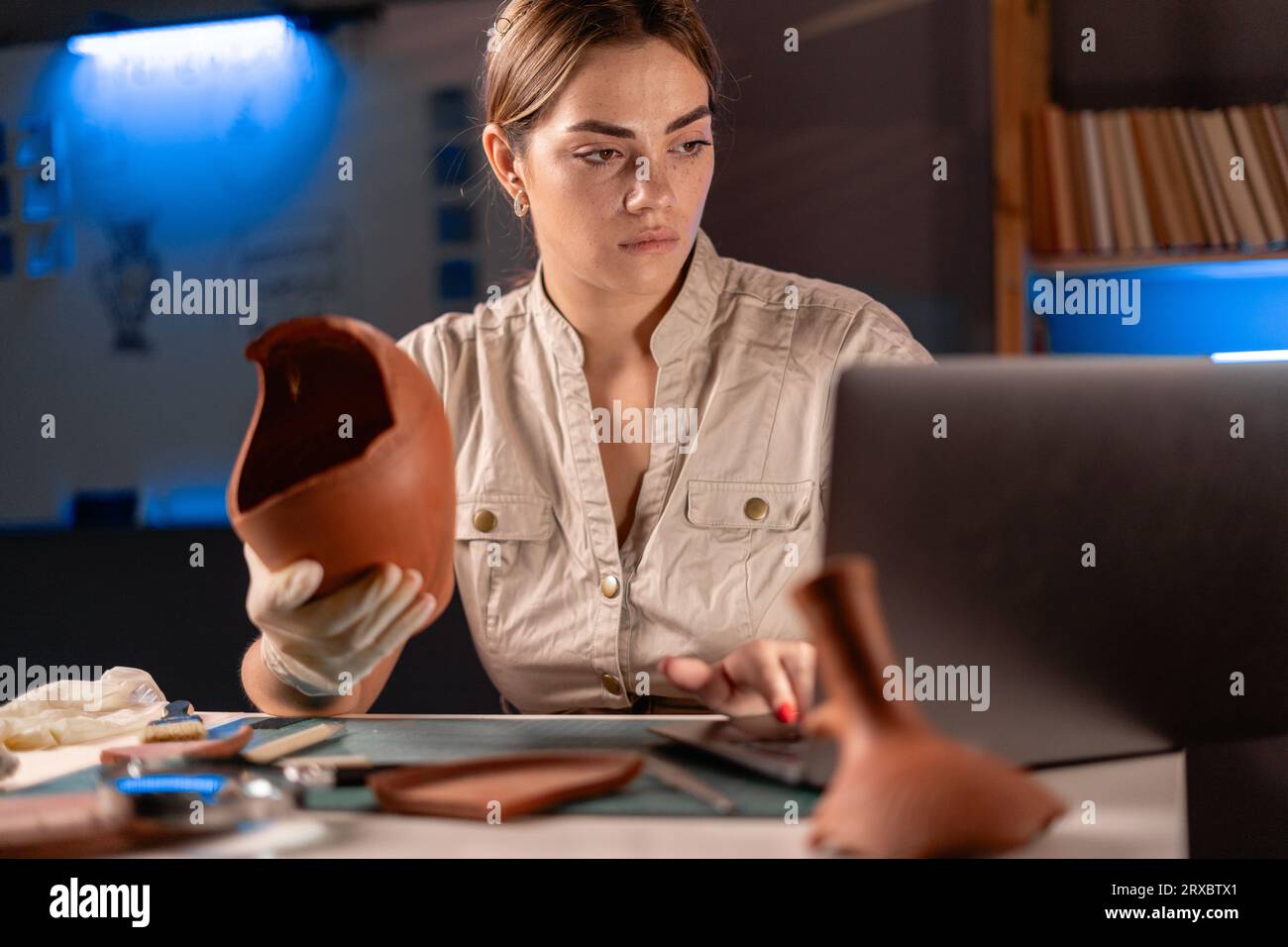 Archeologist computer hi-res stock photography and images - Alamy