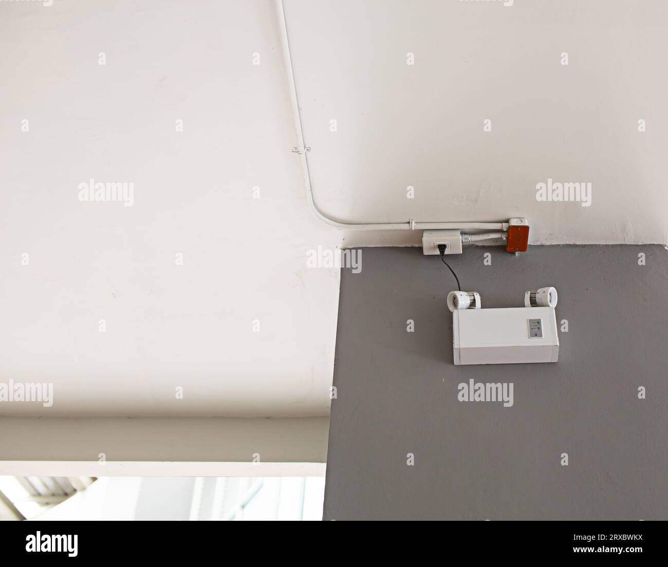 Power backup hi-res stock photography and images - Alamy