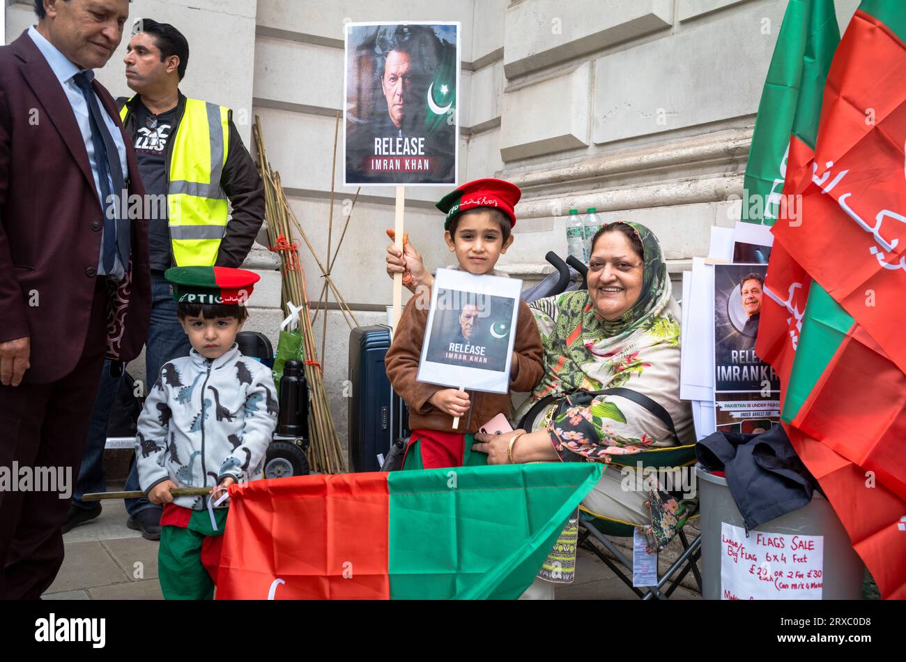 London, UK. 23 Sep 2023: A woman and two young boys who are Pakistani ...