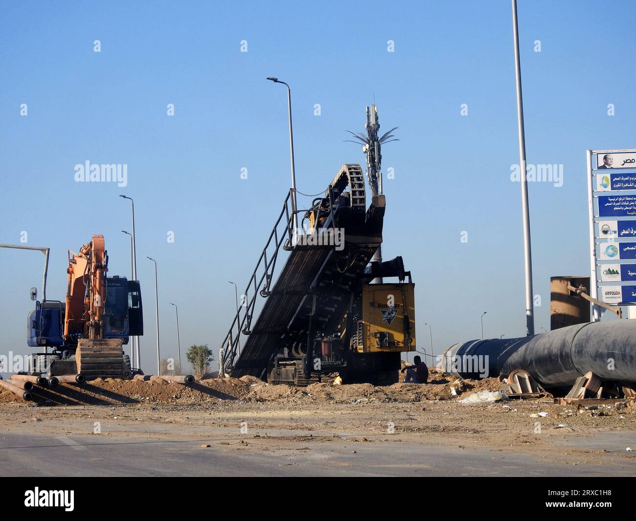 Installing infrastructure hi-res stock photography and images - Alamy