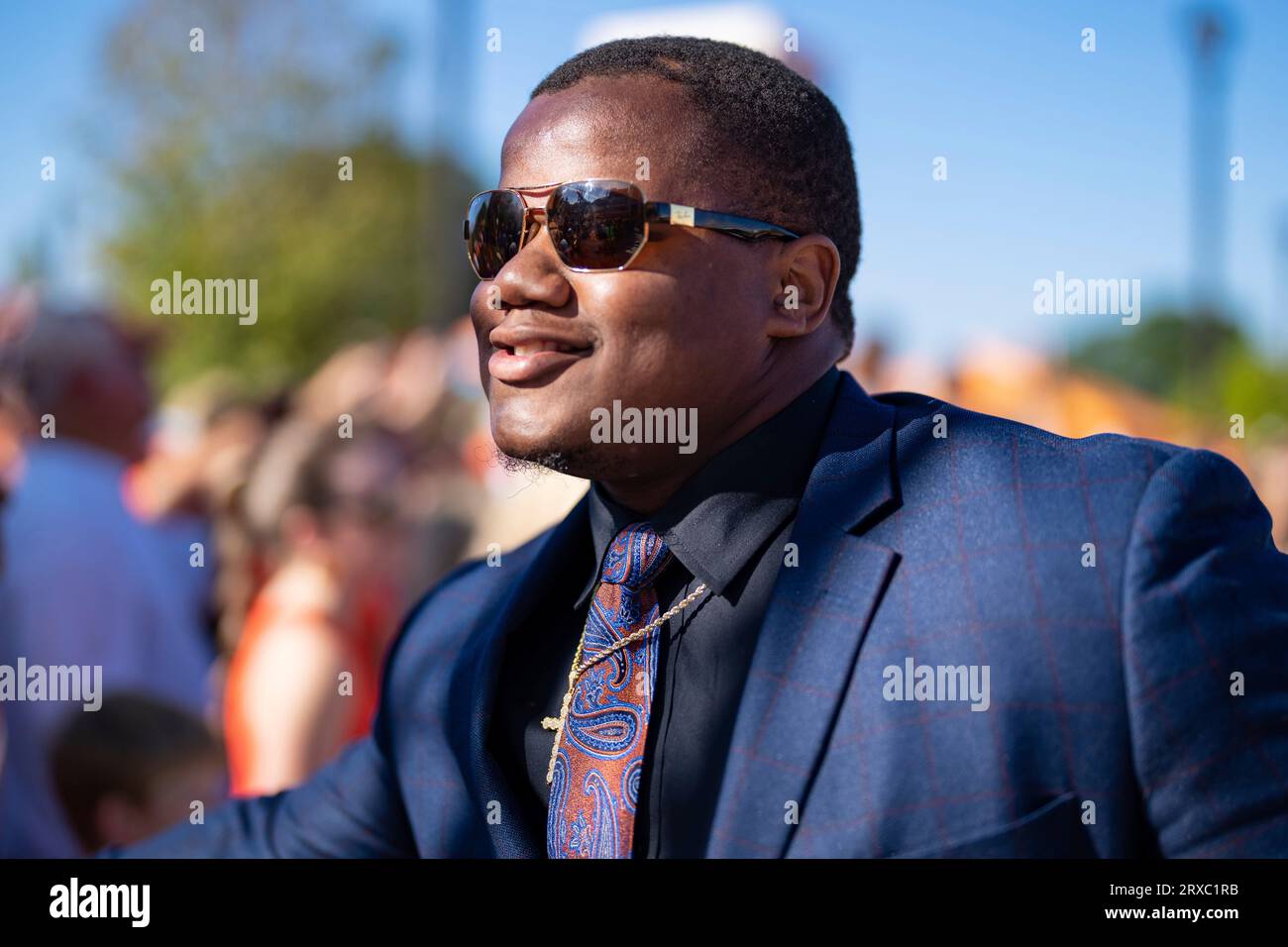 Clemson defensive tackle Tyler Davis walks to the stadium before an ...