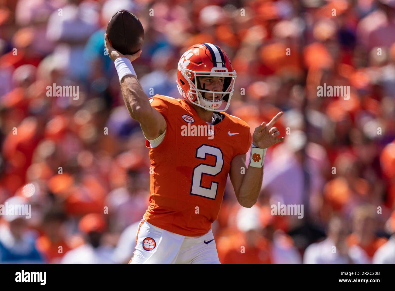Clemson quarterback Cade Klubnik (2) plays against Florida State during ...