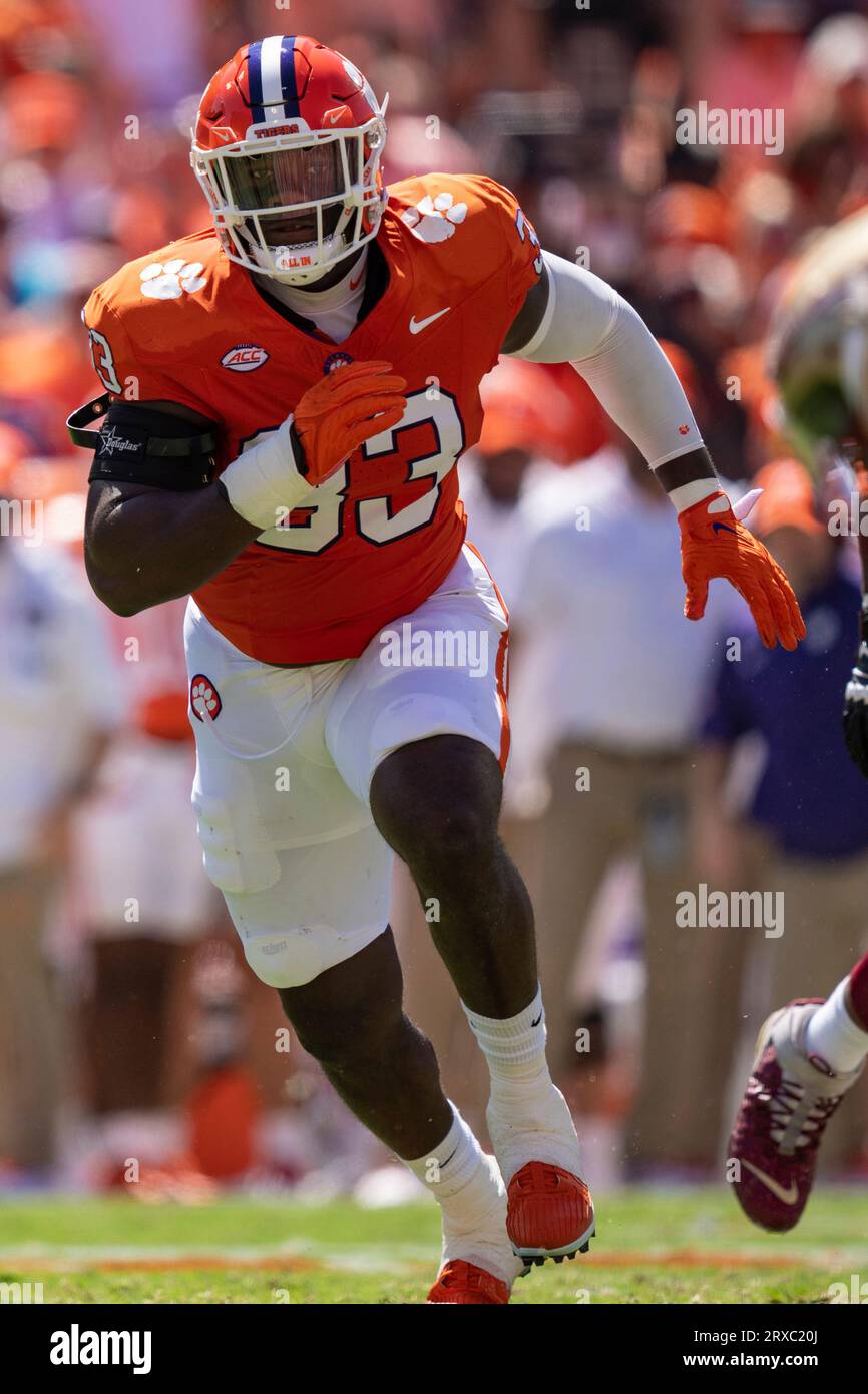 Clemson defensive tackle Ruke Orhorhoro (33) plays against Florida ...
