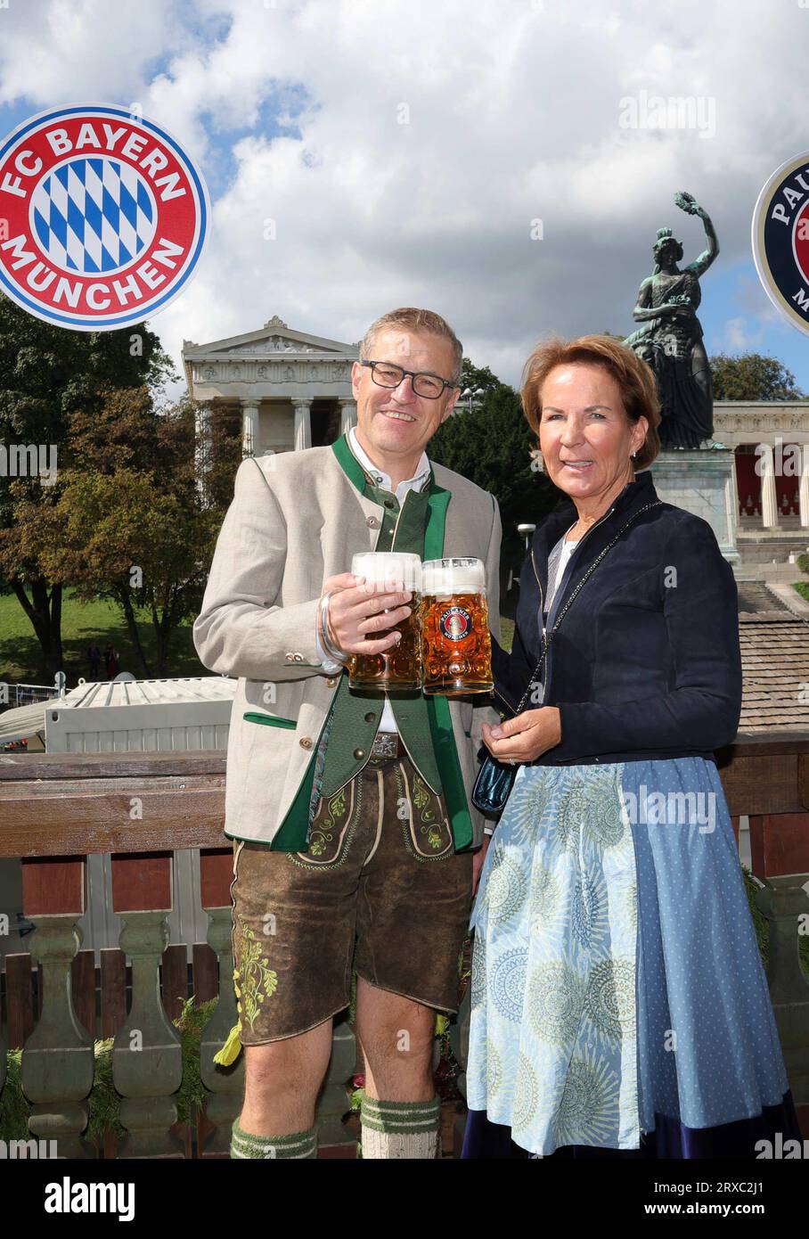 Munich, Germany. 24th Sep, 2023. MUNICH, GERMANY - SEPTEMBER 24: Jan ...