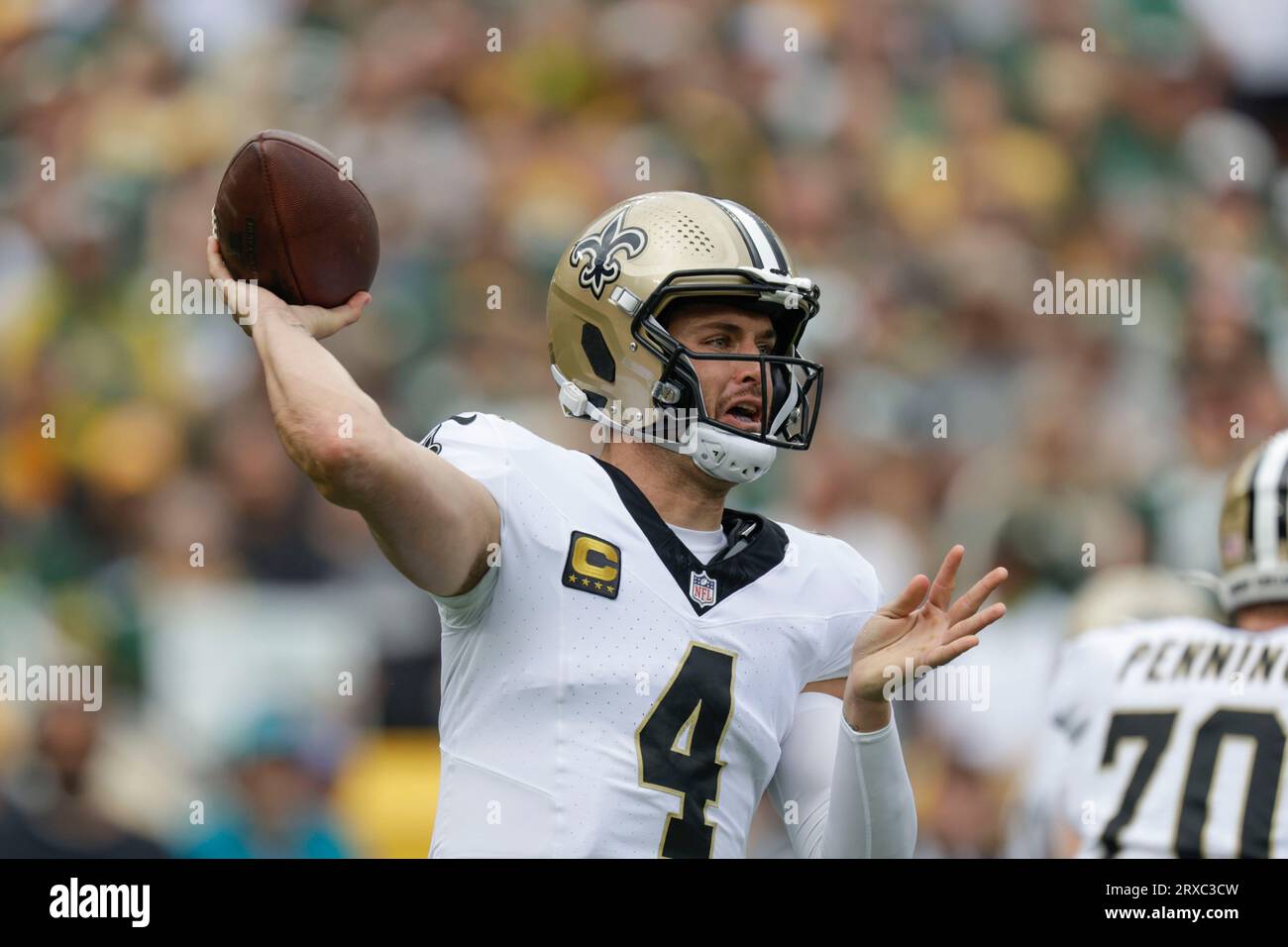New Orleans Saints quarterback Derek Carr (4) passes during the first ...